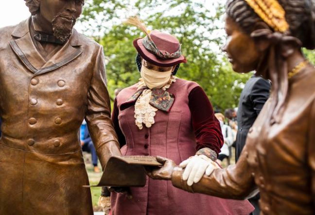 The Story Behind the Bronze – Digital Harrisburg